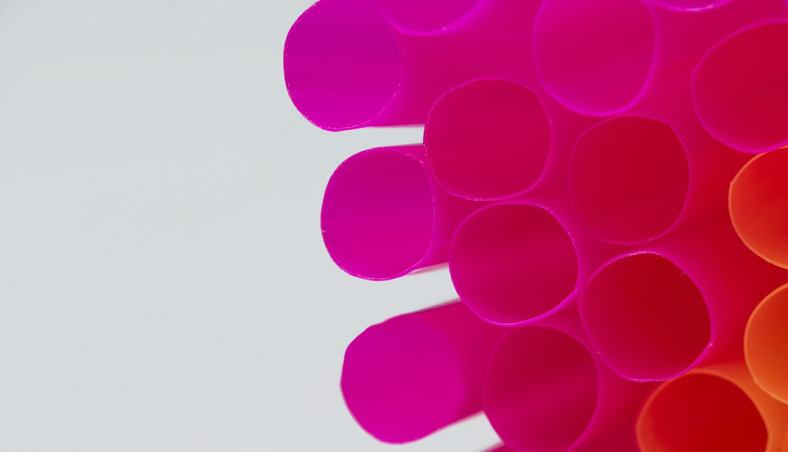 Caratteristiche delle materie plastiche: quali sono le principali ...
